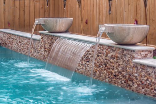Raised Walls for Your Swimming Pool - Platinum Pools