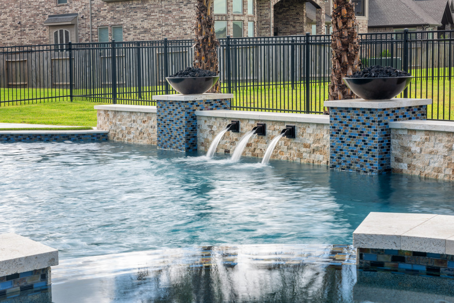 Now is a Great Time to Purchase a Swimming Pool - Platinum Pools