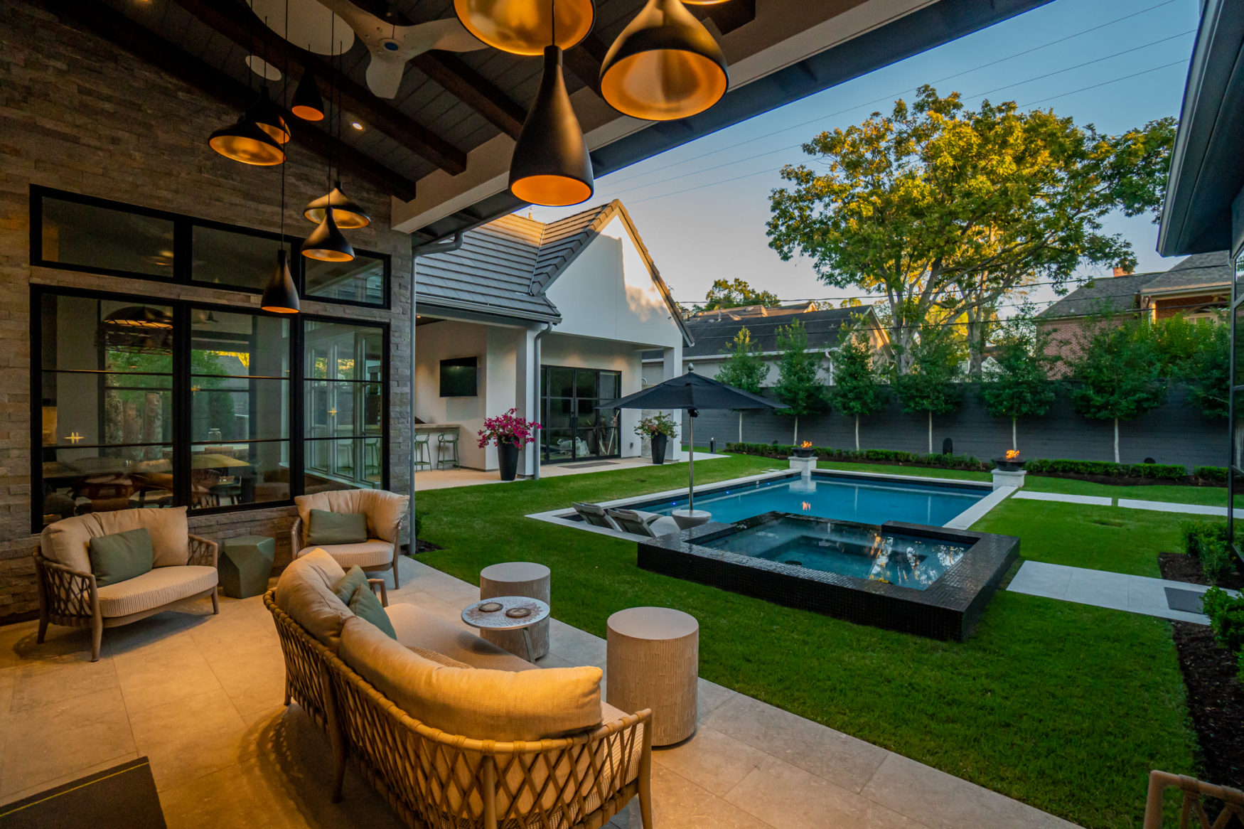 Custom Backyards – The Perfect Christmas Gift - Platinum Pools