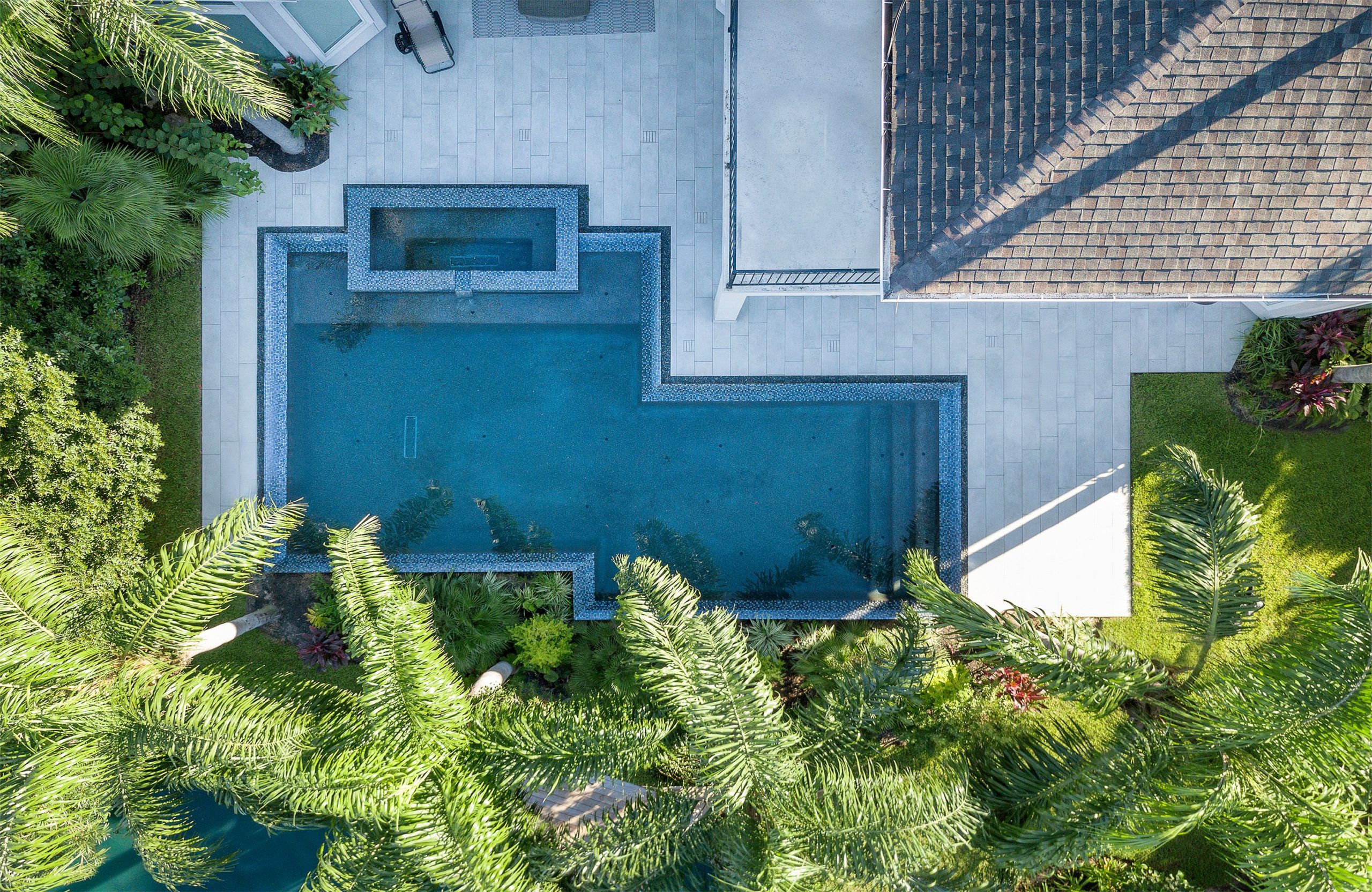 How to Choose the Right Pool Design for Your Backyard - Platinum Pools