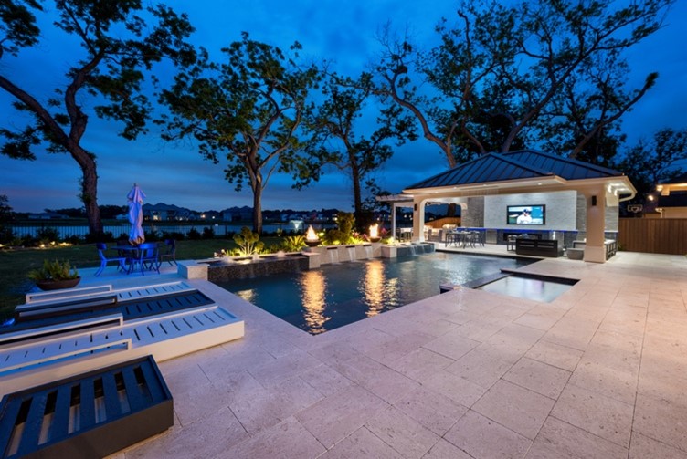 Pool of the Month - September 2021 - Platinum Pools