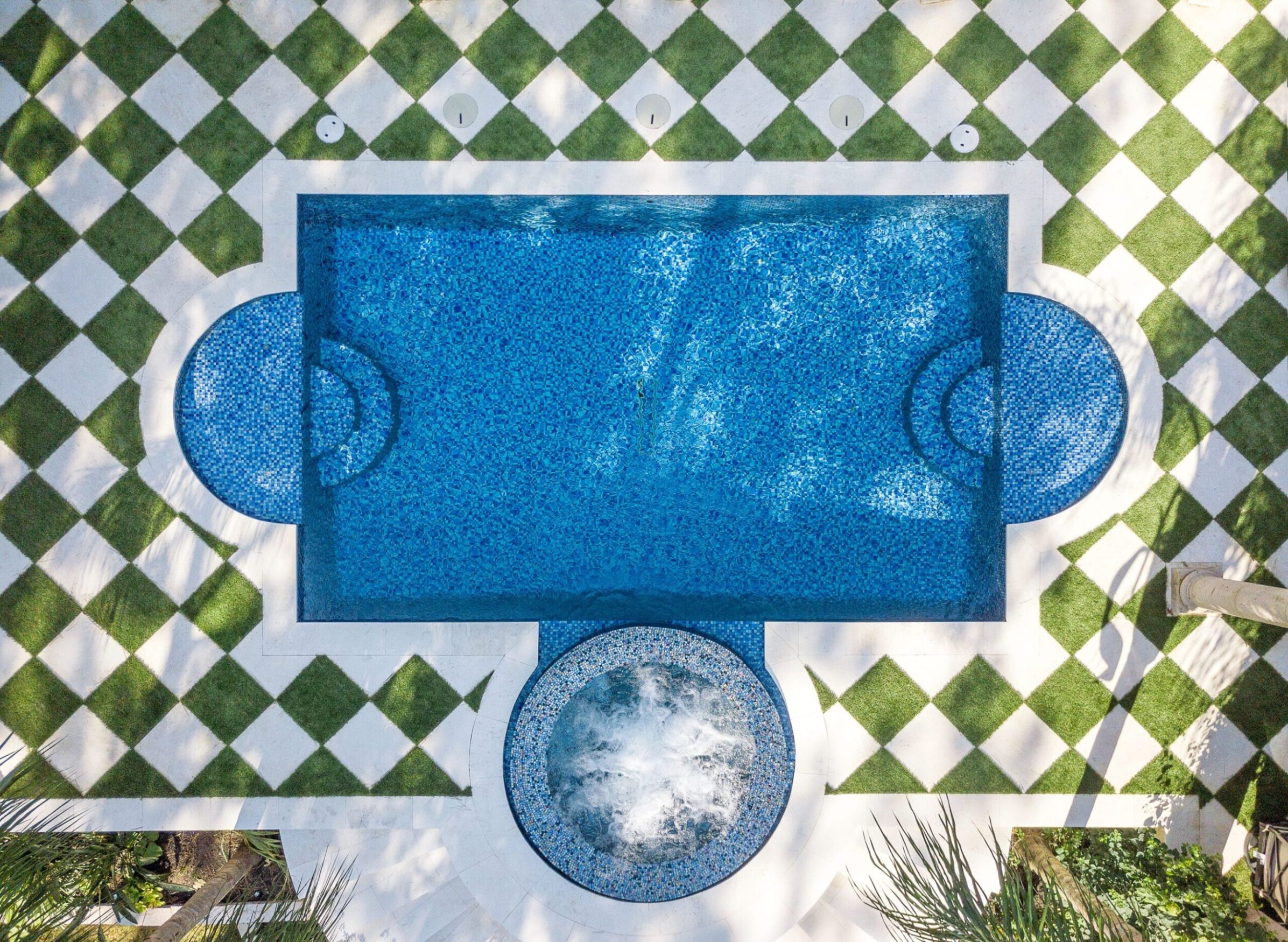 March Pool of the Month – 2023 - Platinum Pools