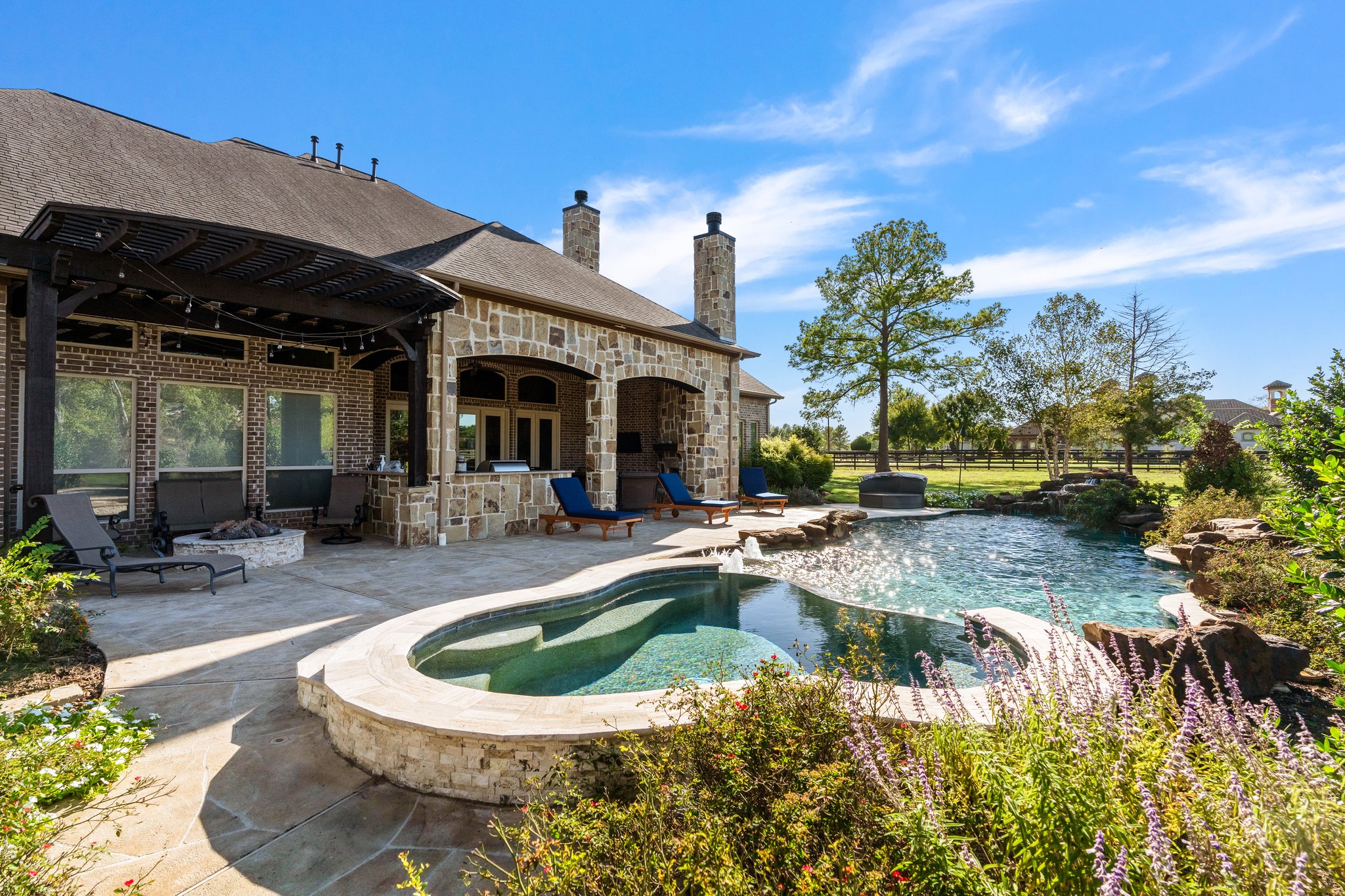 The Best Thanksgiving Pool Party - Platinum Pools